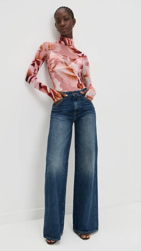 Afrm Zadie Floral Print Turtleneck Top - Peach Roses | Editorialist